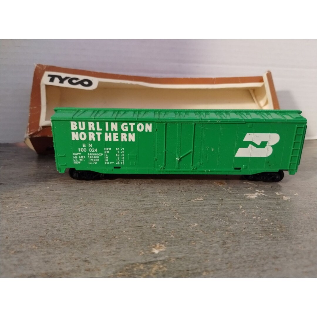 TYCO 339E HO Scale 50' Plug Door Boxcar burlington Northern - Etsy