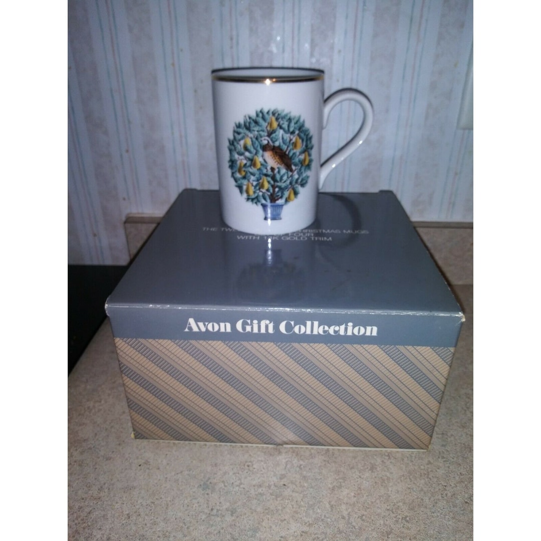 The Twelve Days of Christmas Avon Set of 4 Christmas Mugs With 14K Gold ...