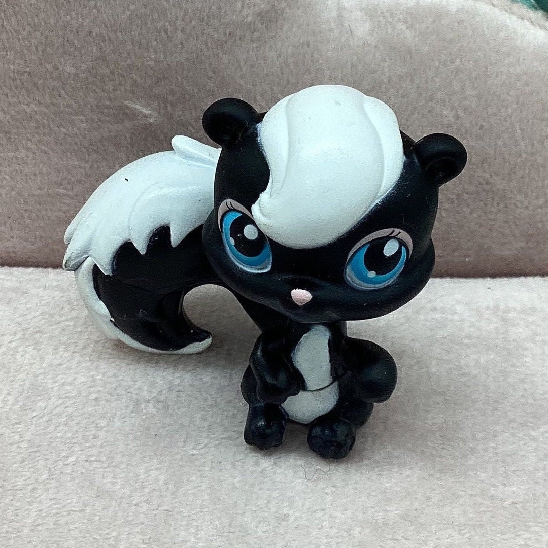 LPS Littlest Pet Shop Pets Authentic 85 Skunk Blue Eyes - Etsy