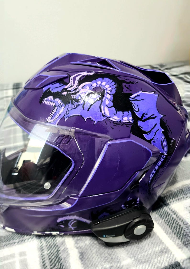Basic Anime-inspired Custom Helmet – You Send the Helmet - Etsy