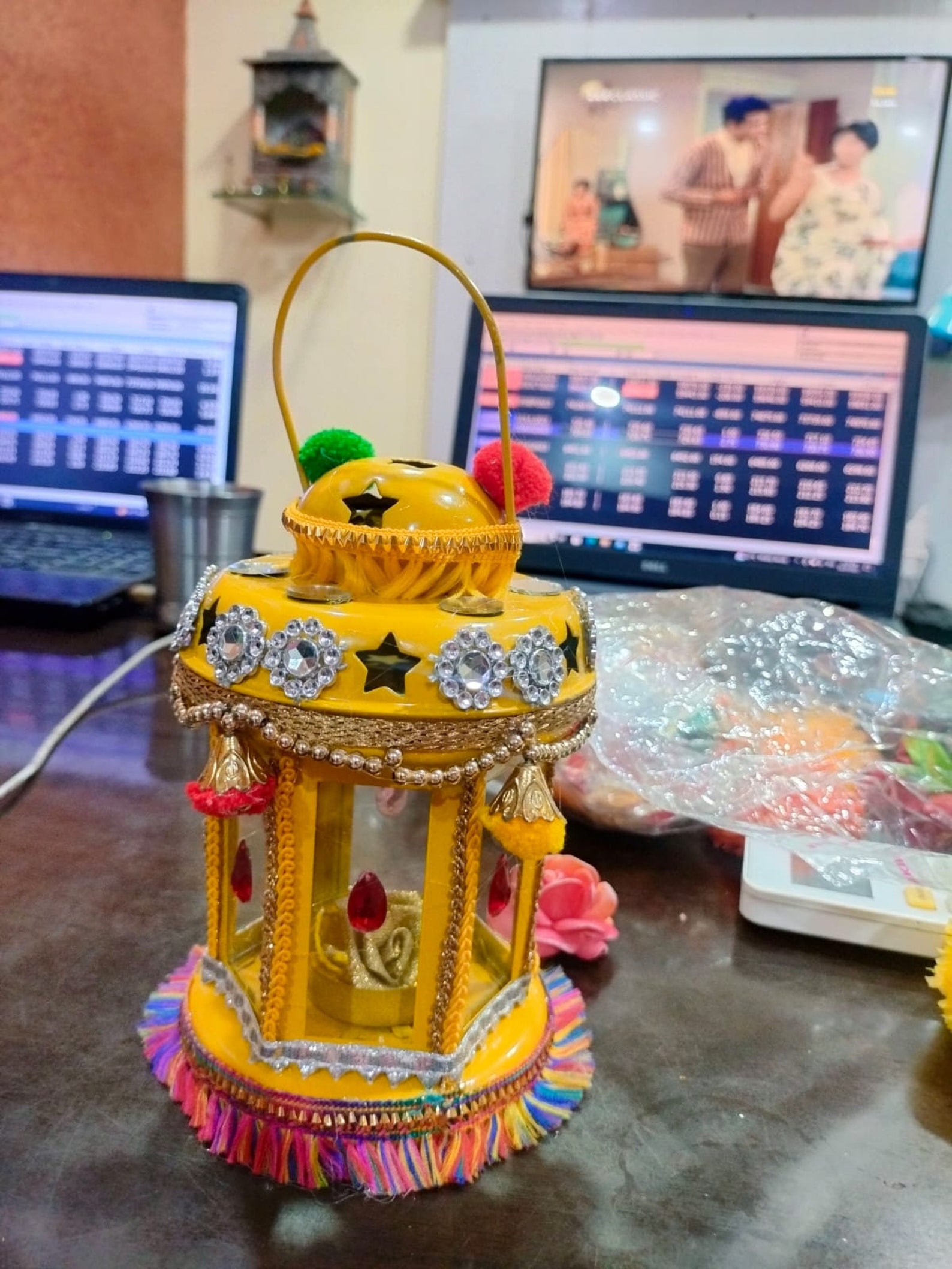 Tabletop Lantern, Shadi, Mehndi, Haldi, Mayu Indian and Pakistani ...