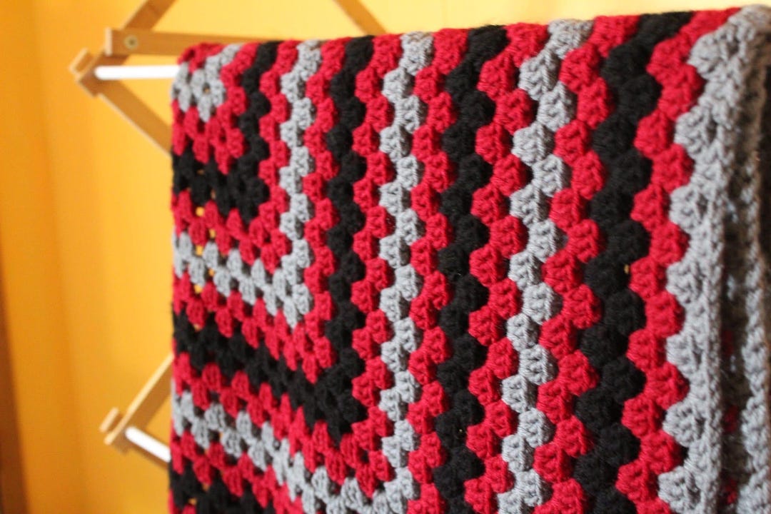 Gothic Granny Square Couch Blanket - Etsy