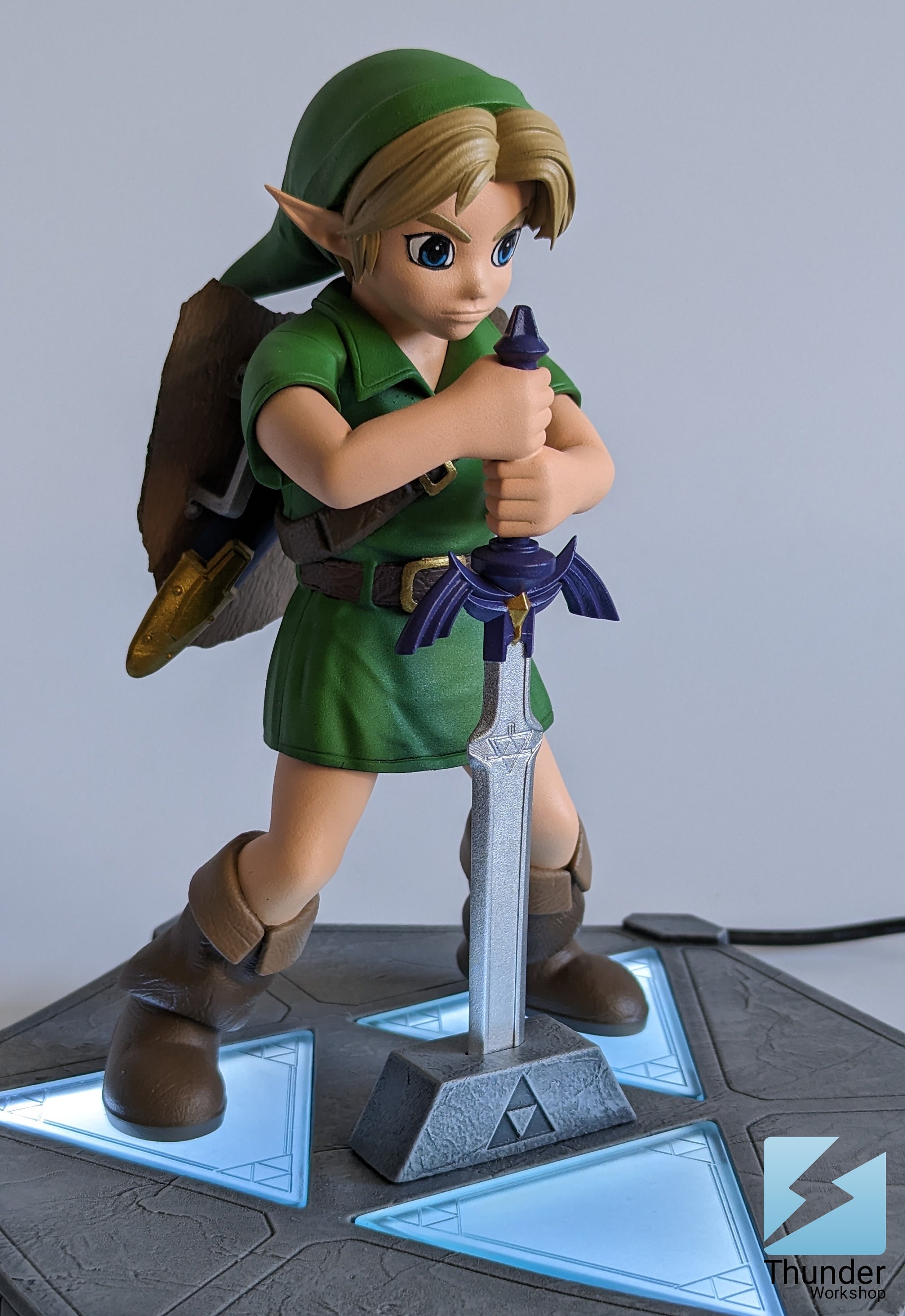 Ocarina of Time Young Link Statue - 3D Printable Statue - Thunder ...