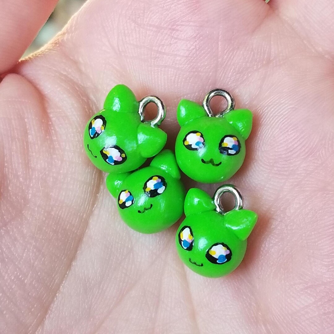 Alien Cat Charm, Handmade Clay Keychain - Etsy