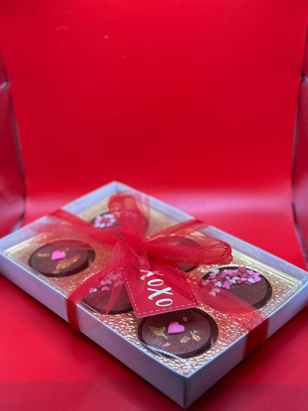 CHOCOLATE COVERED OREOS (with Edible Gold Leaves)! Valentine's Day Gift ...