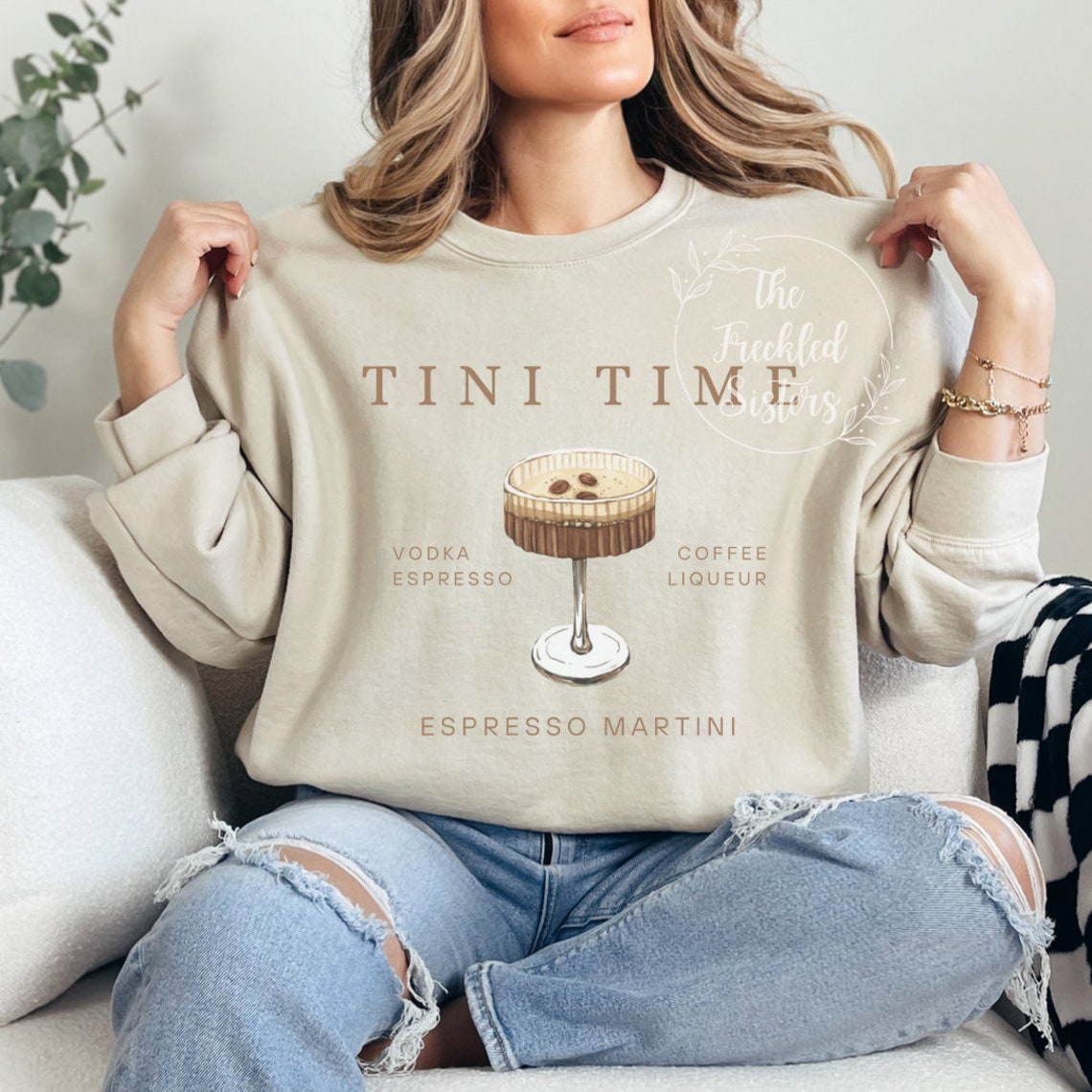 Tini Time Espresso Martini Cocktail Girls Club PNG Bachelorette Design Trendy Shirt Design Bride ...