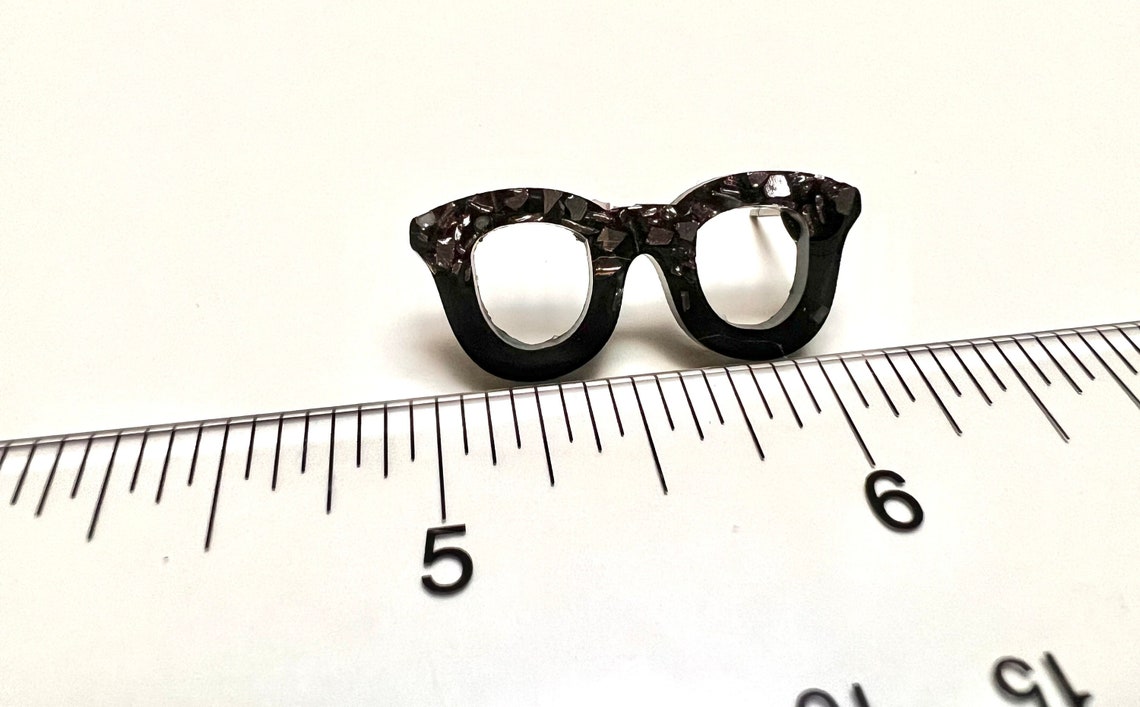 I Made A Spectacle - Etsy
