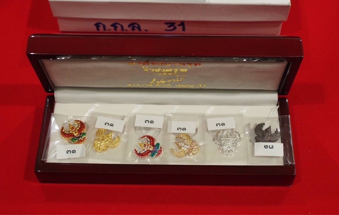 Garuda Buddha Raja Garuda Model Gold Material Committee - Etsy