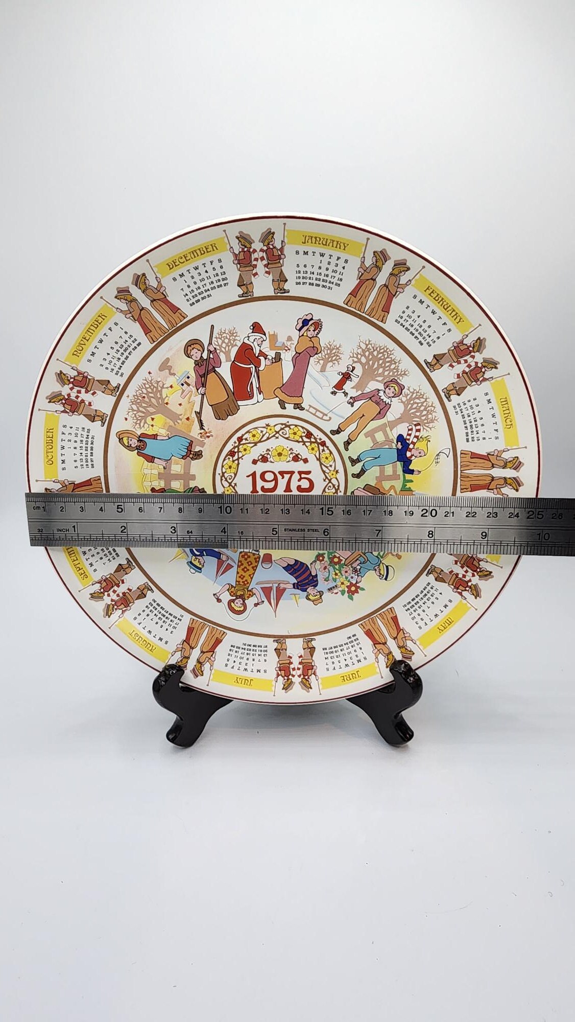 1975 Wedgwood Calendar Plate 5th Series Made in England - Etsy