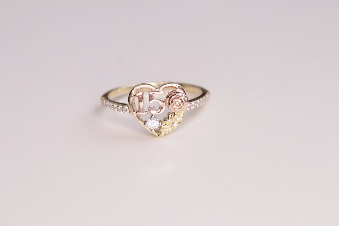 14K Solid Gold Quinceañera Ring / 14K Real Gold 15 Años Ring / - Etsy