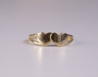 10K Gold Tiny Heart Flower Ring / 10K Gold Stacking Ring / Cute Ring ...