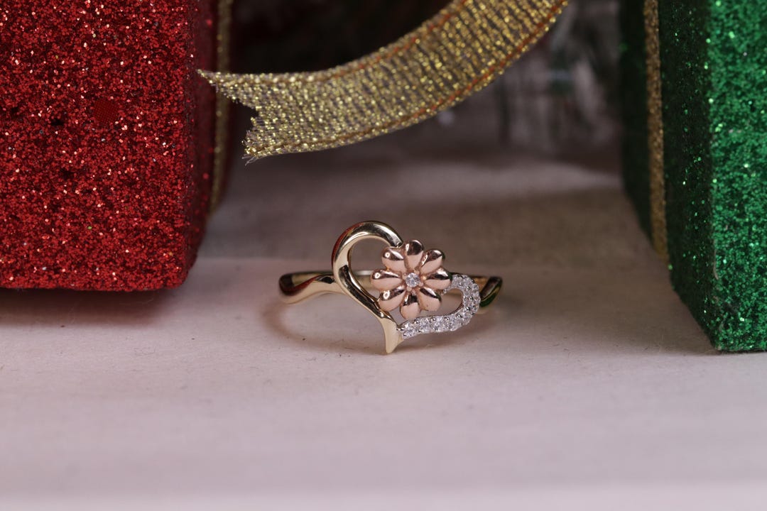 14K Gold Heart Flower Elegant Rose Ring / Statement Ring / Gift for Mom ...