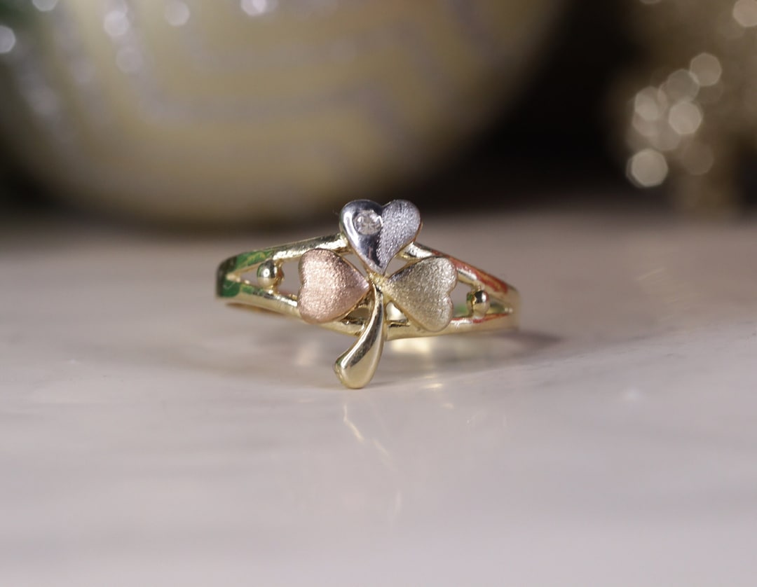 10K Gold Tri Color Three Leaf Clover Ring / Elegant Ring / Cute Ring ...