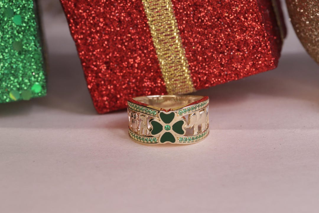 14k Gold Green Clover Elephant Lucky Egypt Hieroglyph Cartouche Ring ...