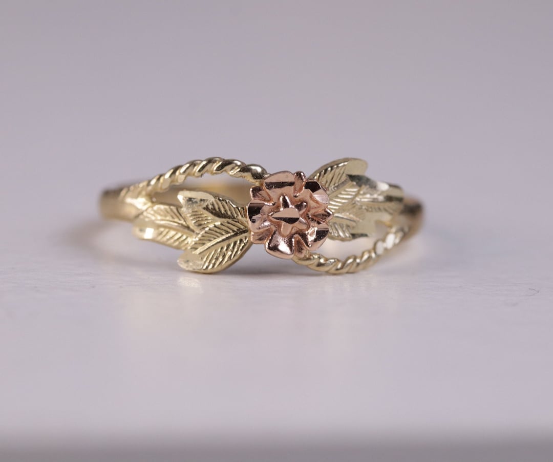 10K Gold Tiny Flower Ring / 10K Gold Stacking Ring / Cute Ring ...