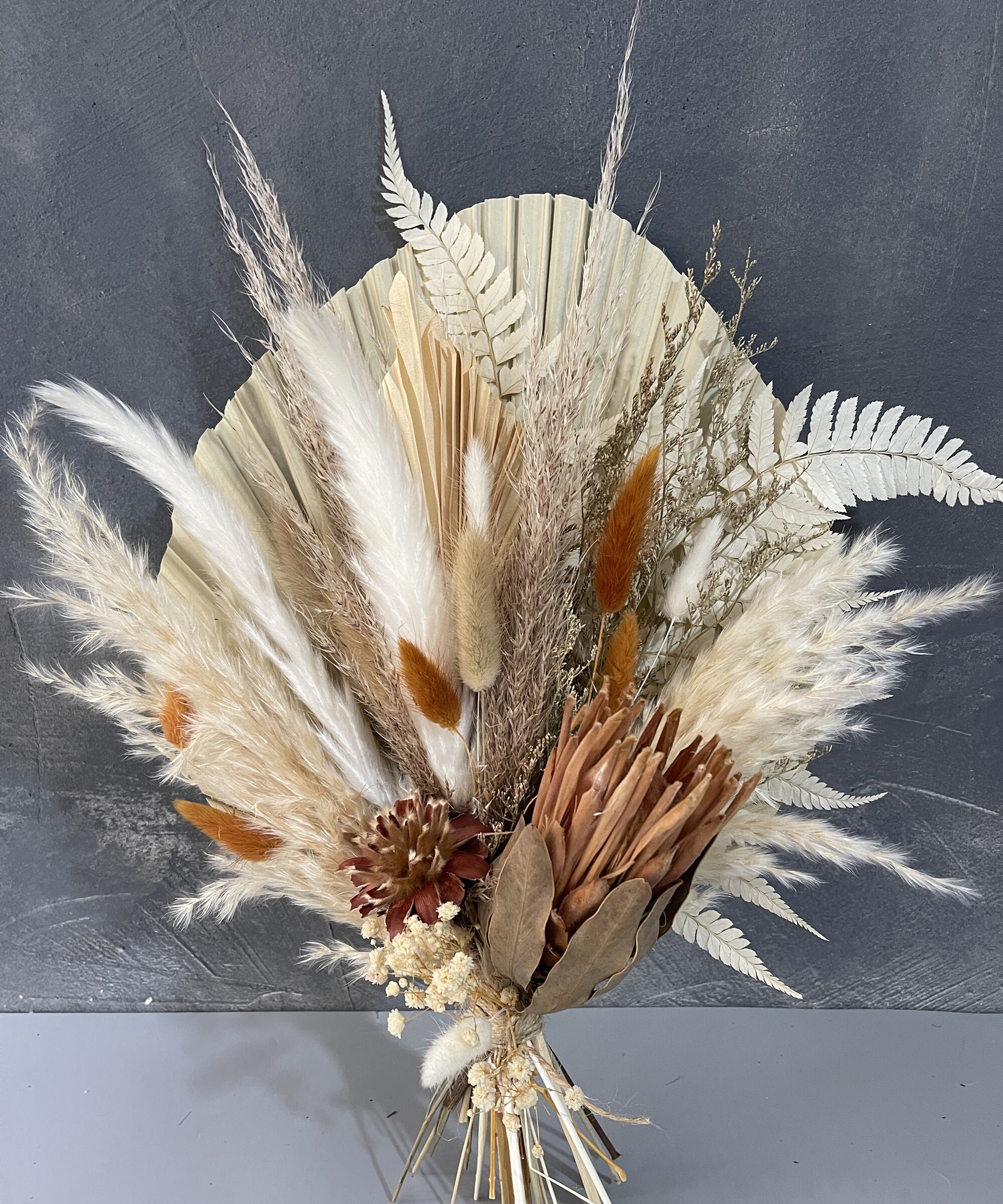 Palm Leaf Wall Decoration/dry Flower Wall Hanging/palm Leaf Flower ...