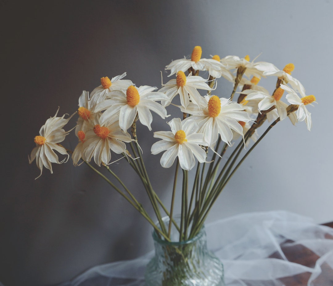 High Quality White Dried Flowers Handmade Sticky Flowers/wenxin Orchid ...