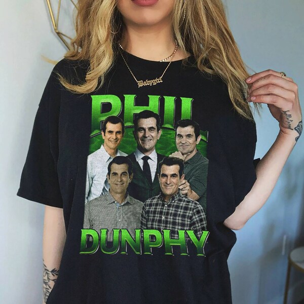 Claire Dunphy Shirt - Etsy