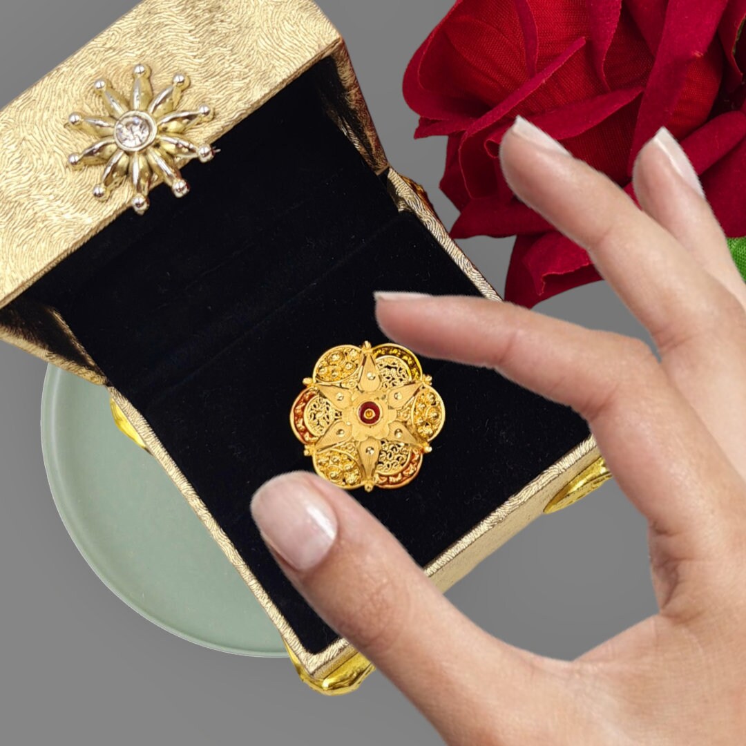 Elegance in Gold: Gold-plated Comfort Weding Ring Handmade - Etsy