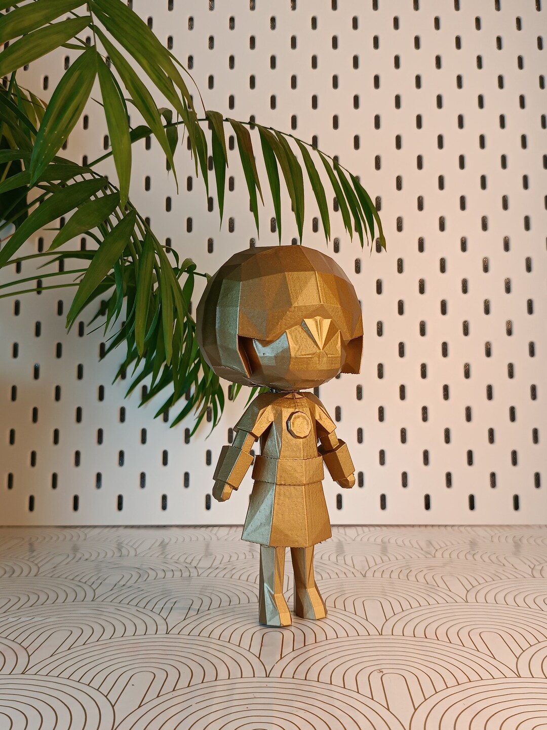 Chibi Gwen Statue: Adorable Miniature From Guild Wars Collector's ...