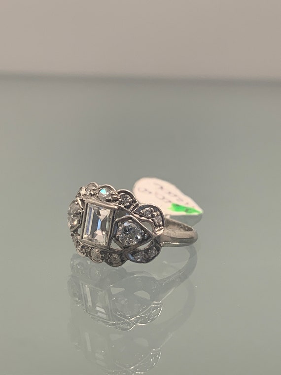 Platinum Vintage 1920’s “Queen Anne” Diamond Ring - Gem