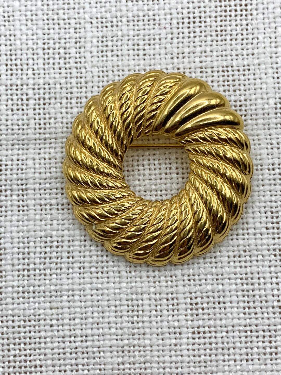 Vintage Monet Gold Tone Brooch: 1980s Circle Swirl Lapel Pin - Etsy
