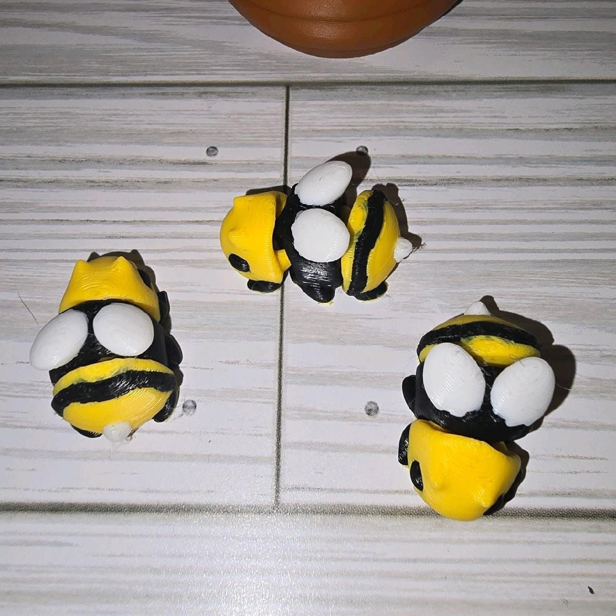 Articulated Beehive Fidget A Whimsical Collectible for Bee Enthusiasts ...