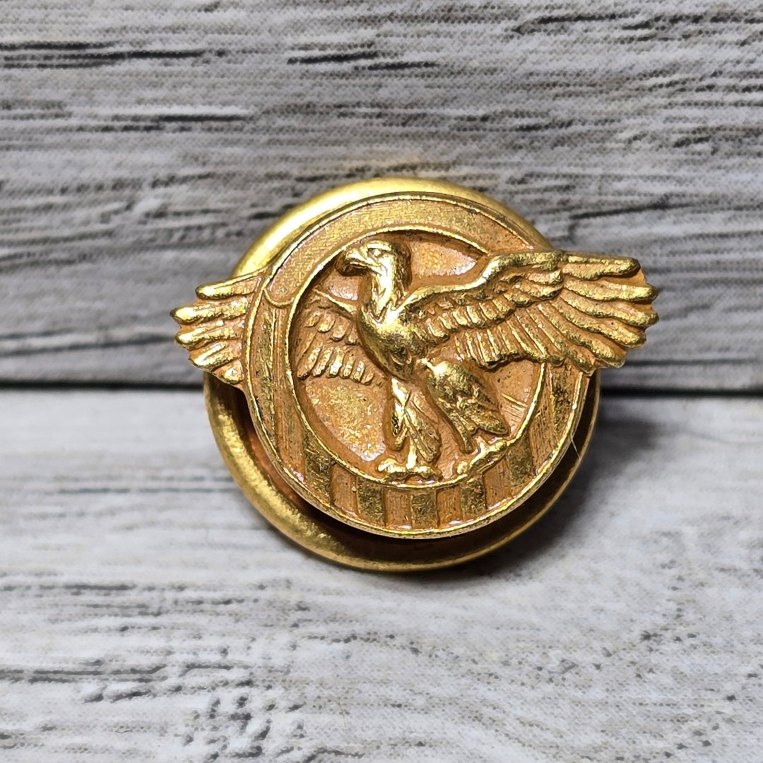WWII US Army Air Corps Honorable Discharge Button Ruptured Duck Lapel ...