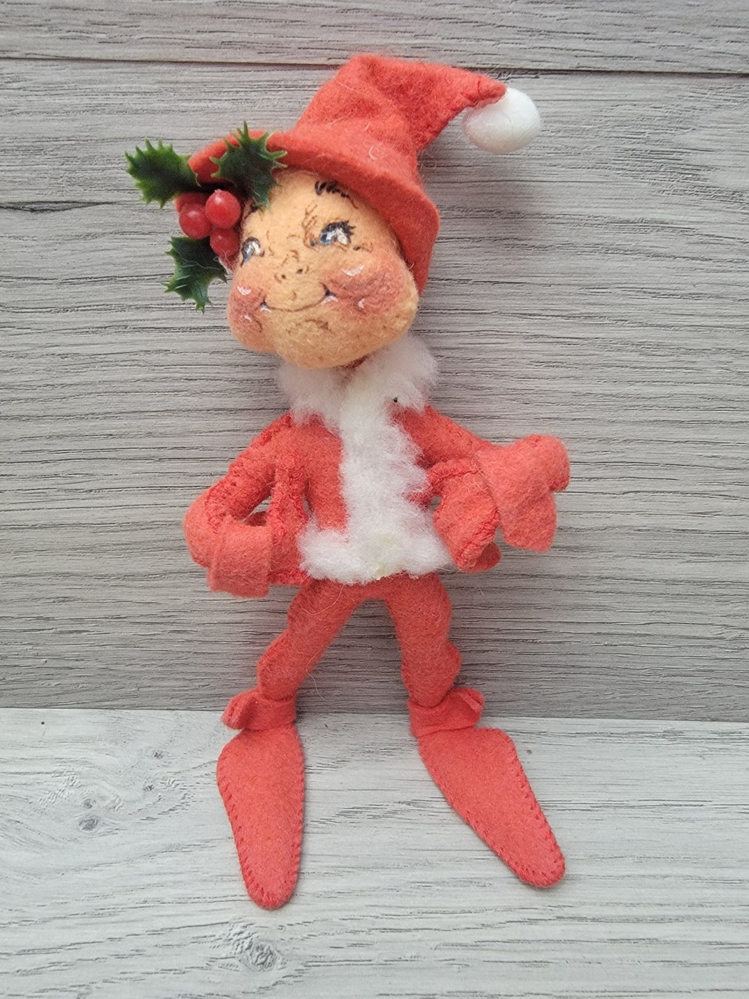 1992 Annalee Elf Doll - 6” Red Christmas Elf W/ Hat & Mistletoe - Etsy
