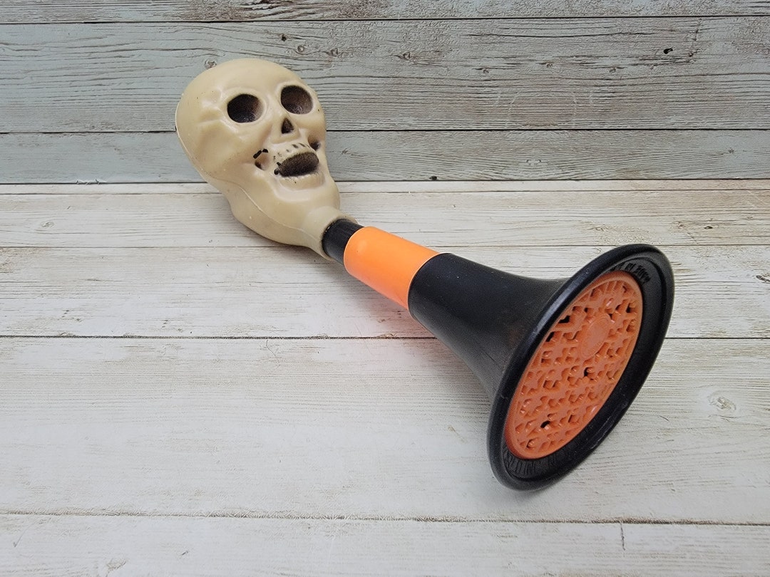 1960s Fun World Halloween Skull Skeleton Squeaky Horn Noisemaker Works ...