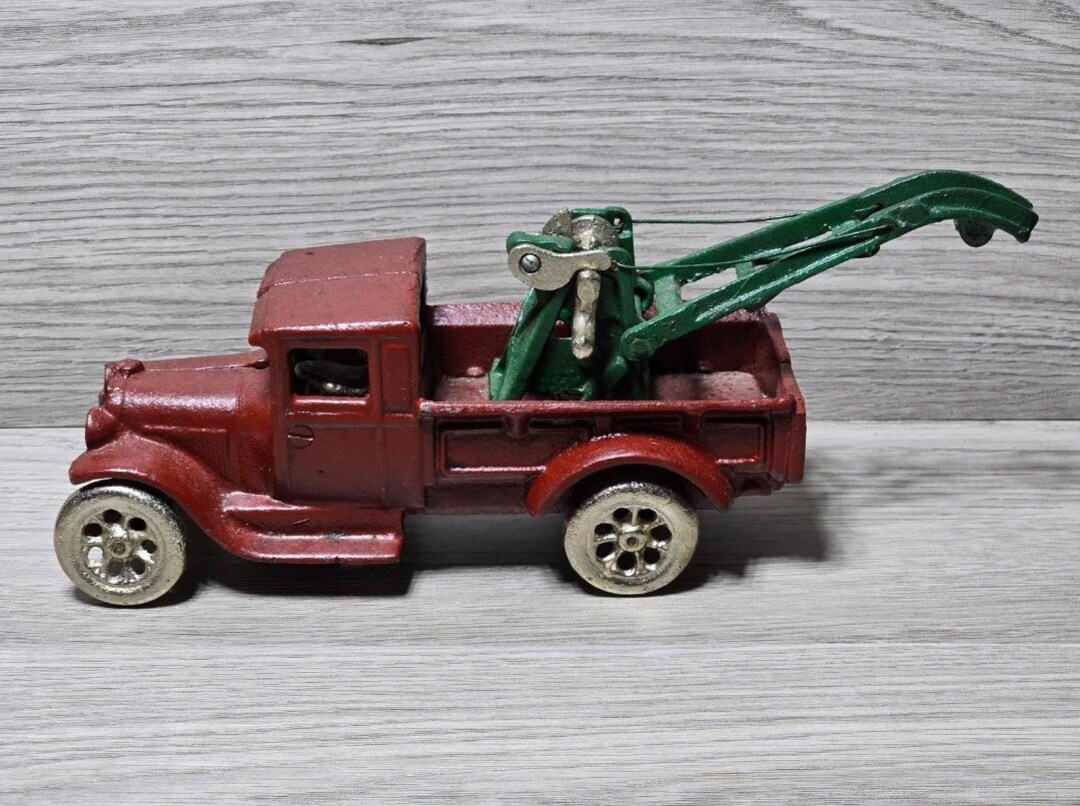 Vintage Arcade Toys Cast Iron 22" Model A Tow Truck Wrecker W/ Driver ...