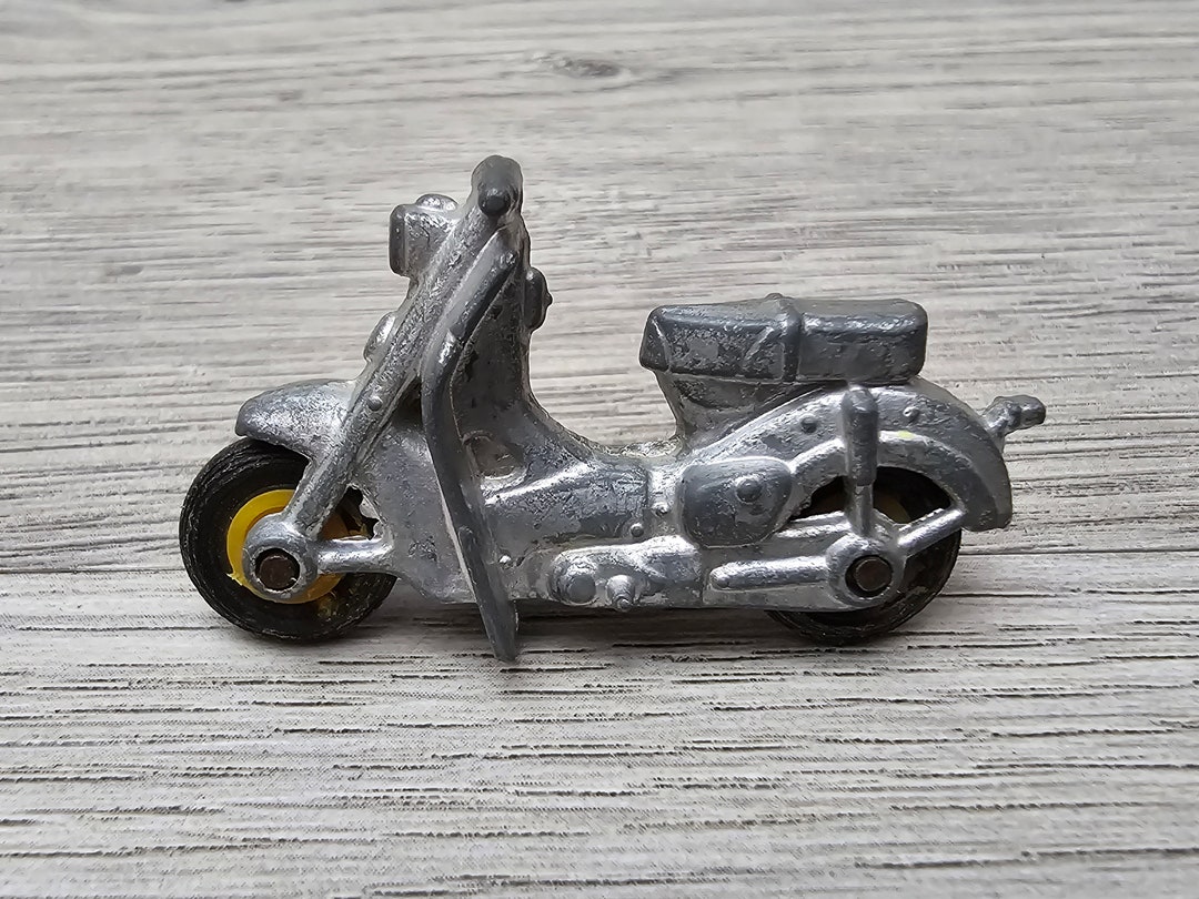 1950s Die-cast 2" Vespa Scooter Lambretta Motorbike Motorcycle Toy - Etsy