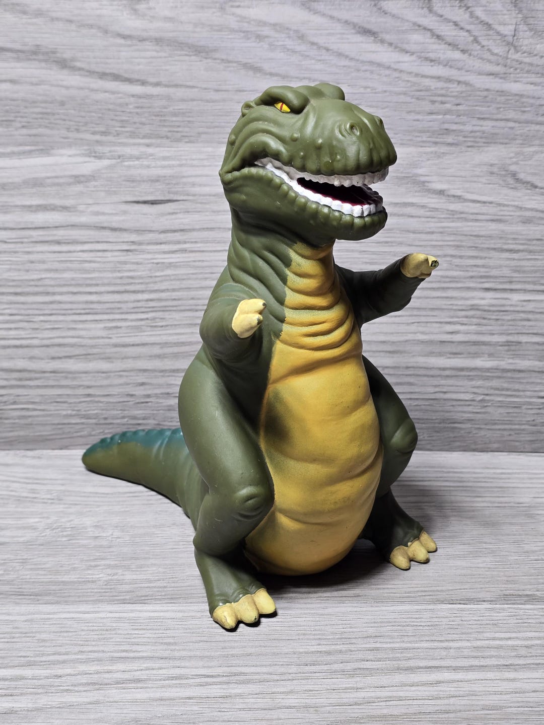 1988 Land Before Time T-rex Sharptooth Pizza Hut Rubber Hand Puppet ...