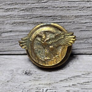 WWII US Army Air Corps Honorable Discharge Button Ruptured Duck Lapel ...