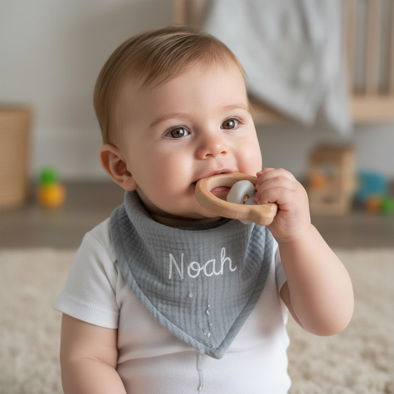 Custom Newborn Bib, Personalized Baby Bib With Embroidered Name ...
