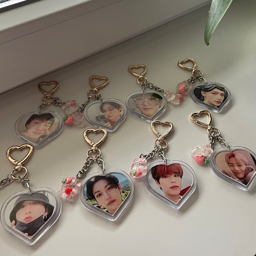 ATEEZ Stray Kids Maxident Mini Flat Fan Keychains - Etsy