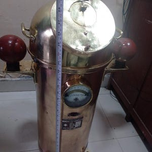 Marine Antique Industrial Saura Keiki Seisakusho Brass Magnetic Boat ...