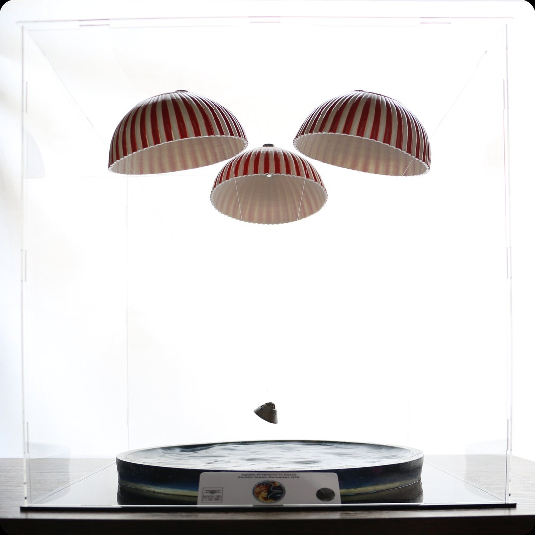 NASA Apollo 17 Returns to Earth. A 1:144 Scale Model Diorama ...