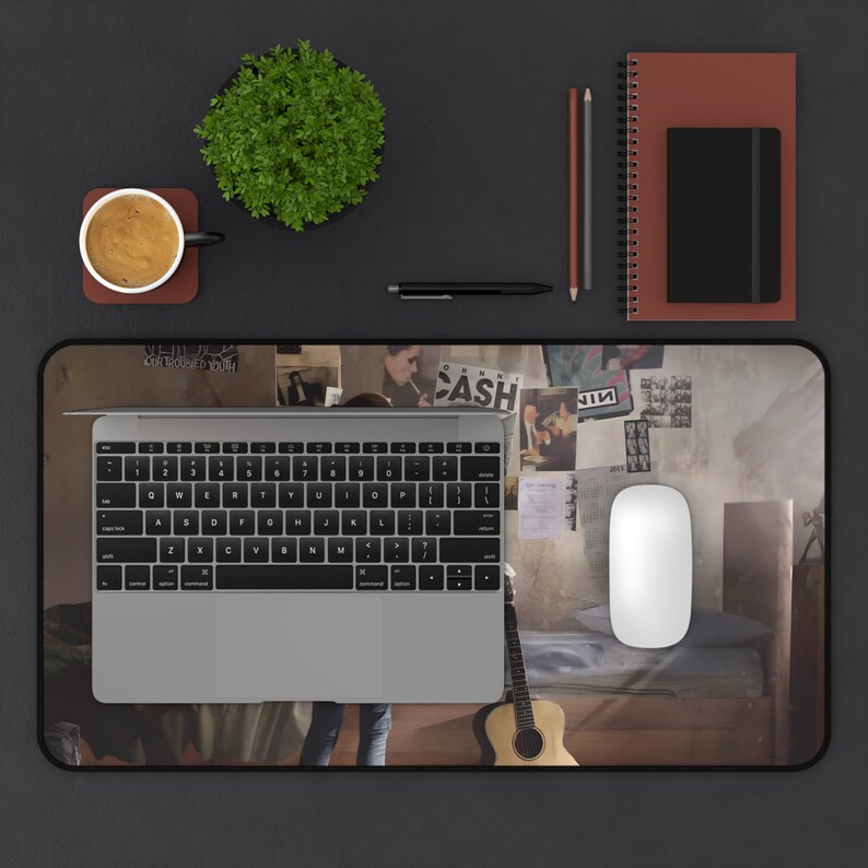 The Last of Us Desk Mat - Etsy