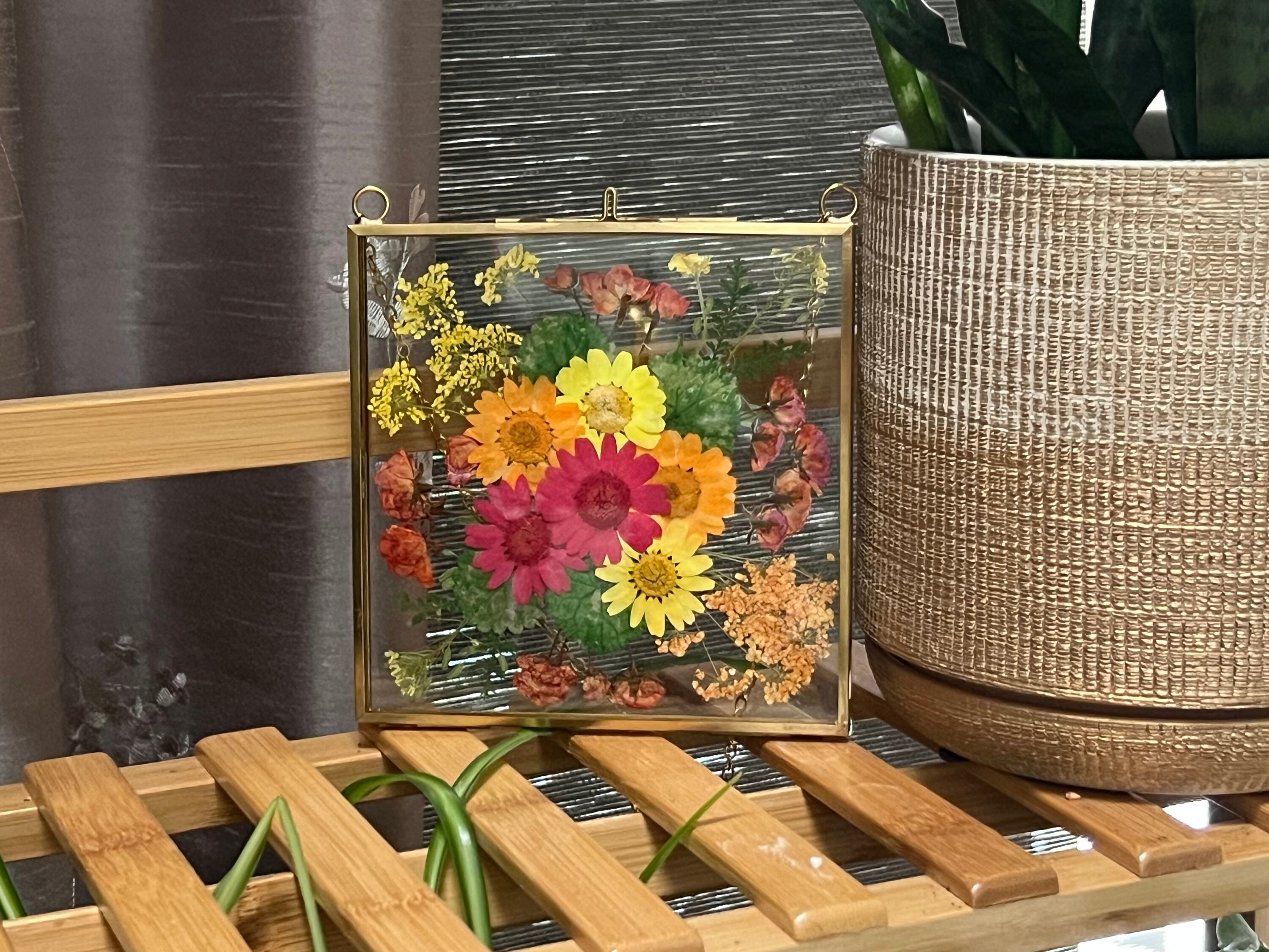 Pressed Flower Art, Pressed Flower Frame, Pressed Flowers, Botanical ...