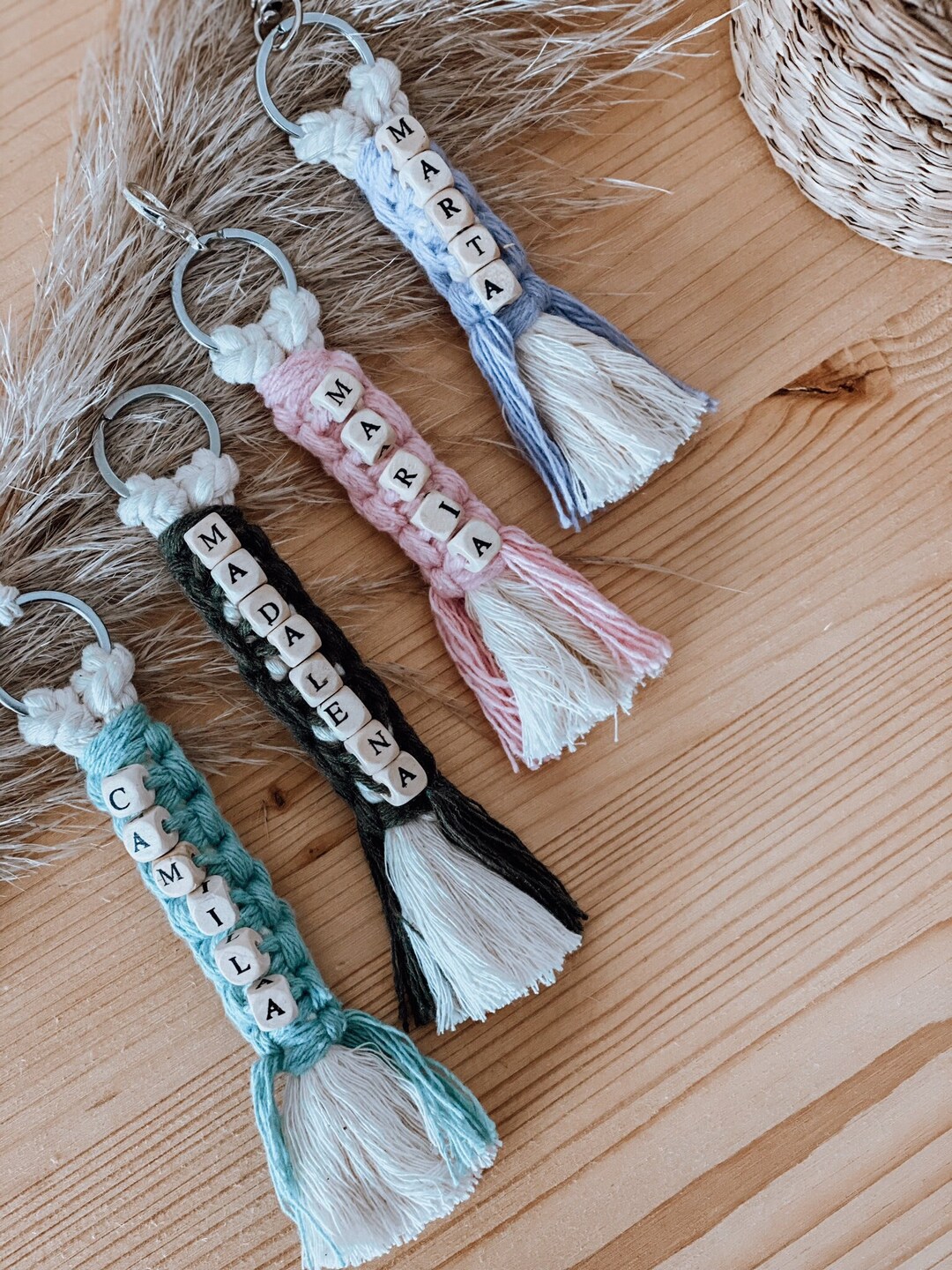 Keychain in Macramé With Macrame Keychain With Name - Etsy