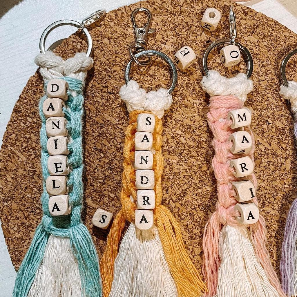 Keychain in Macramé With Macrame Keychain With Name - Etsy