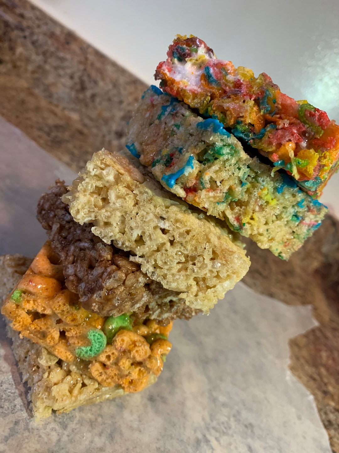 Big Mama's Krispies Gift Box assorted Krispy Treats original-cocoa ...