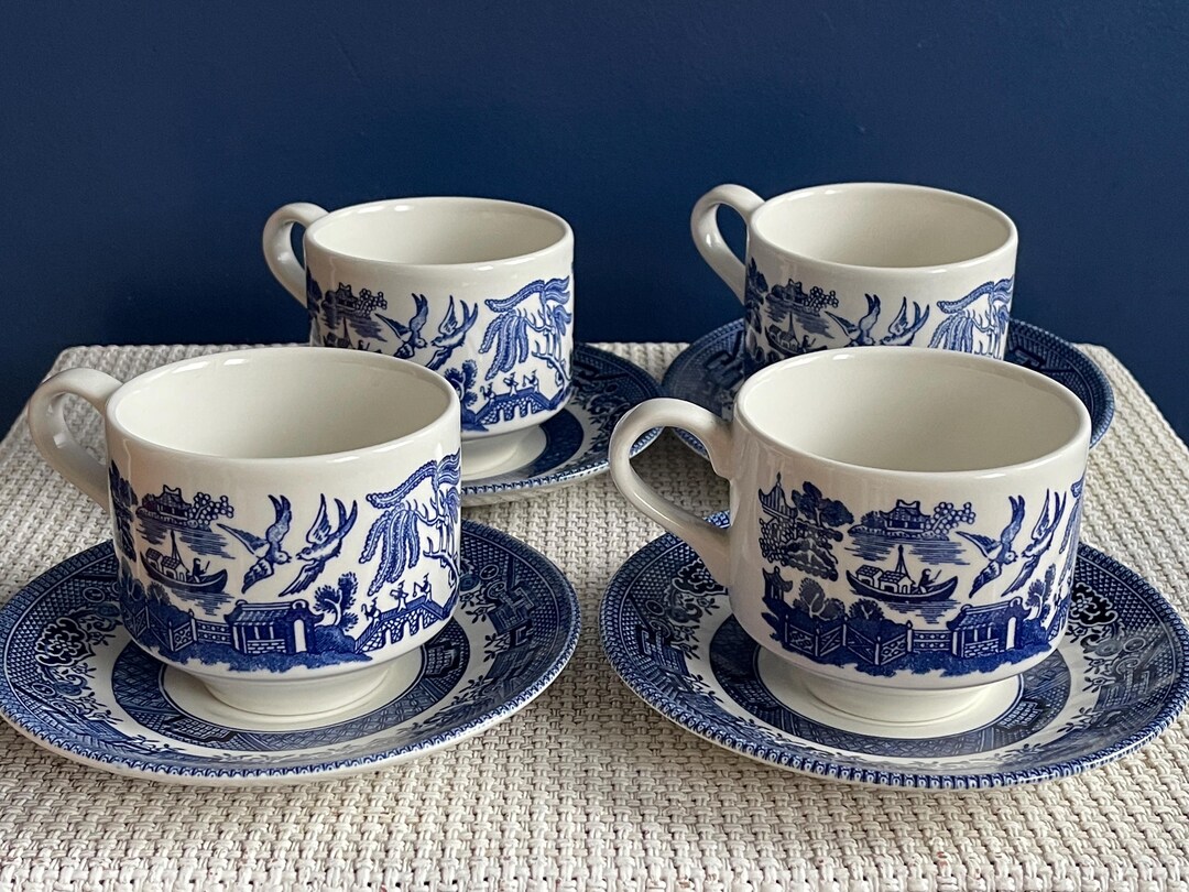 WILLOW PATTERN Cups and Saucers ~ Set of 4 Churchill England Pottery ...