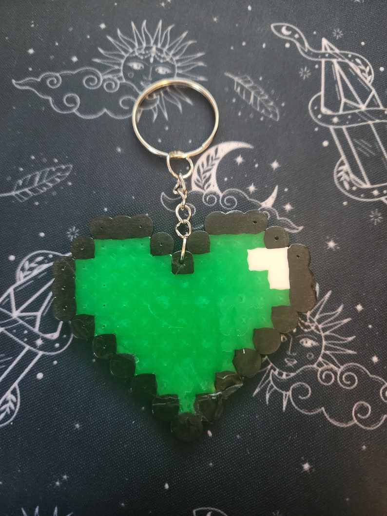 8 Bit Heart Perler Bead Keychains - Etsy