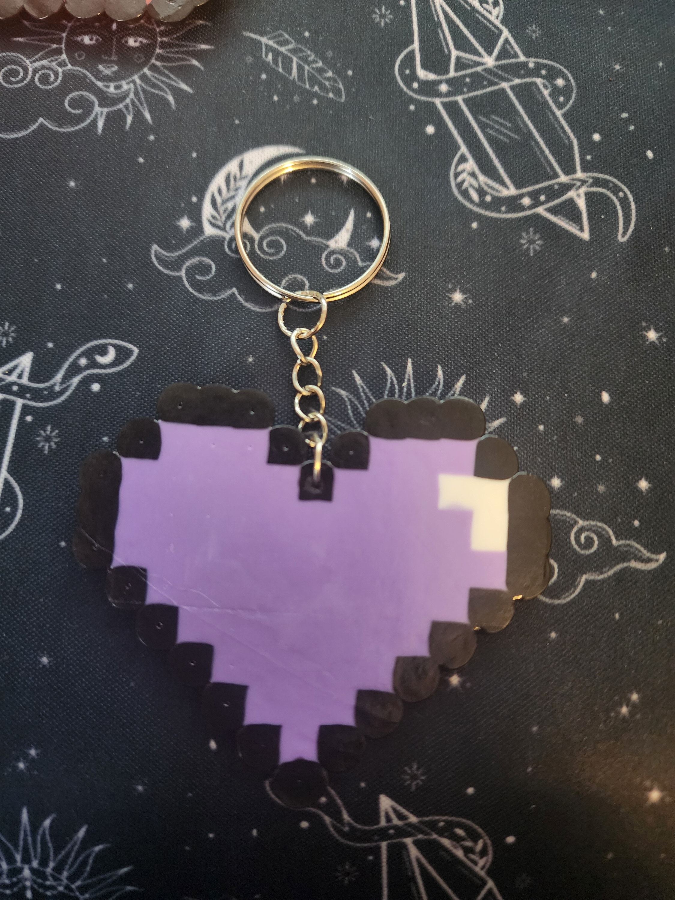 8 Bit Heart Perler Bead Keychains - Etsy