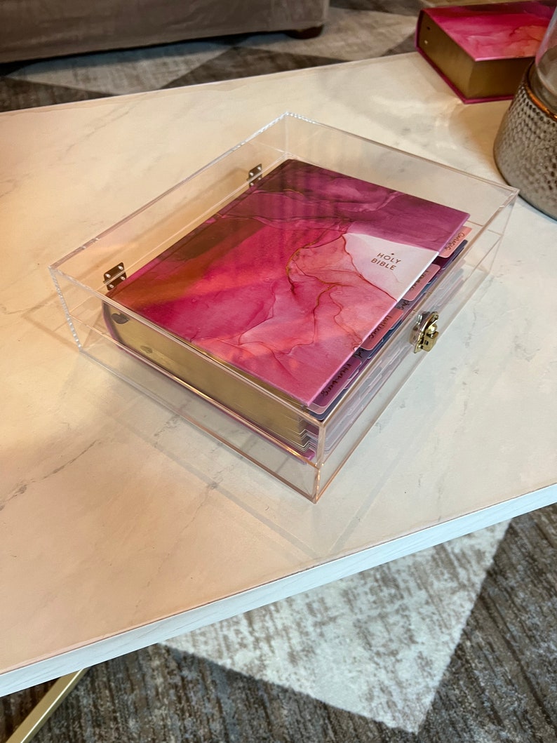 NIV Pink Marble Bible in Acrylic Box With Tabs, Art Gilded Edges, Red ...
