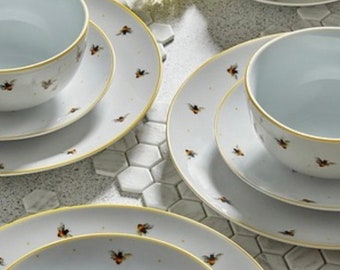 Bee Dinner Set - Etsy UK