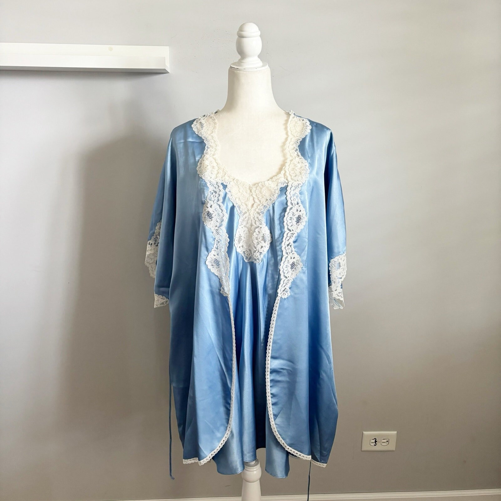 Vintage Partners by Mervyns 1970s Slip and Robe Set XXL - Etsy