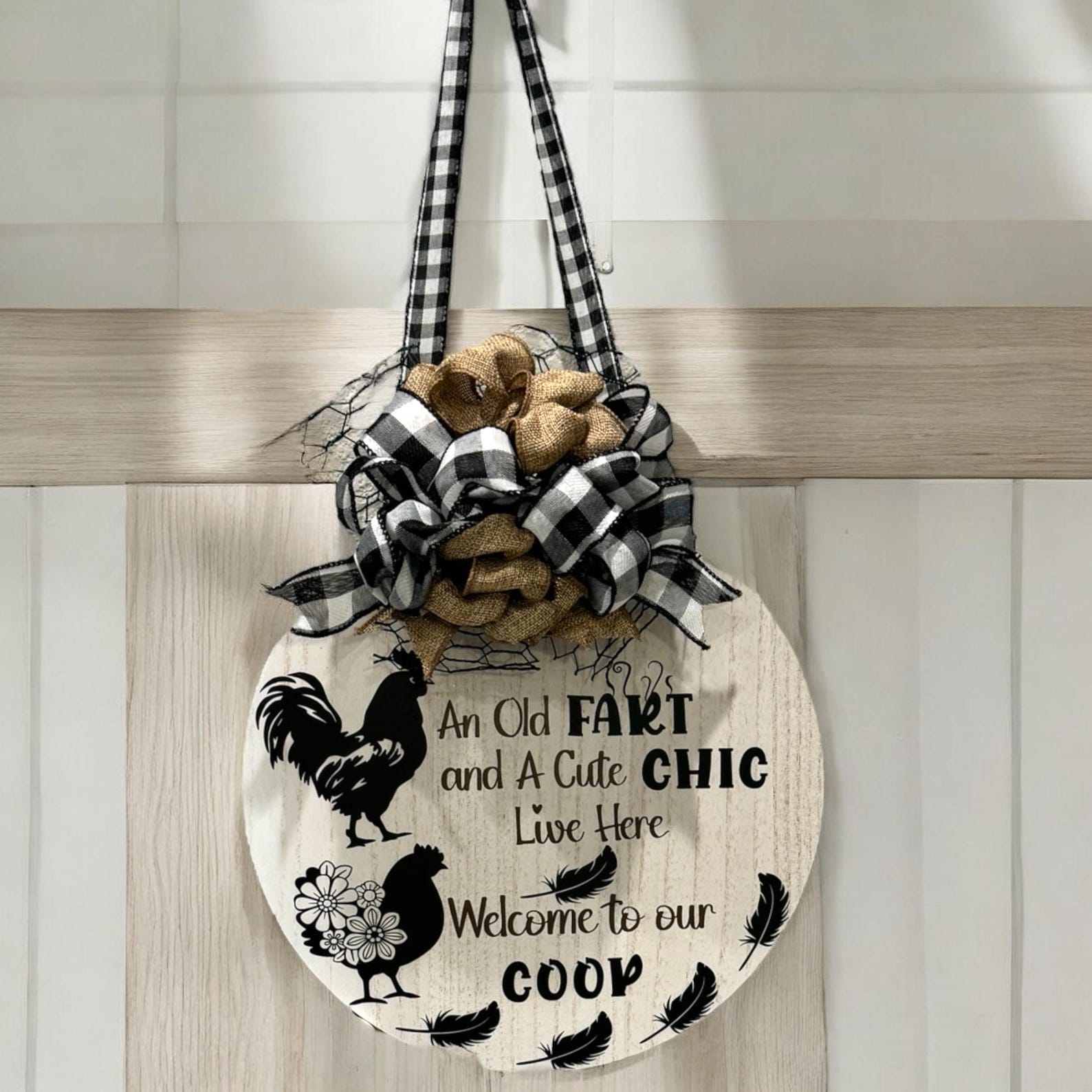 Hanging Round Sign, an Old Fart and A Cute Chic Lives Here. Welcome to ...